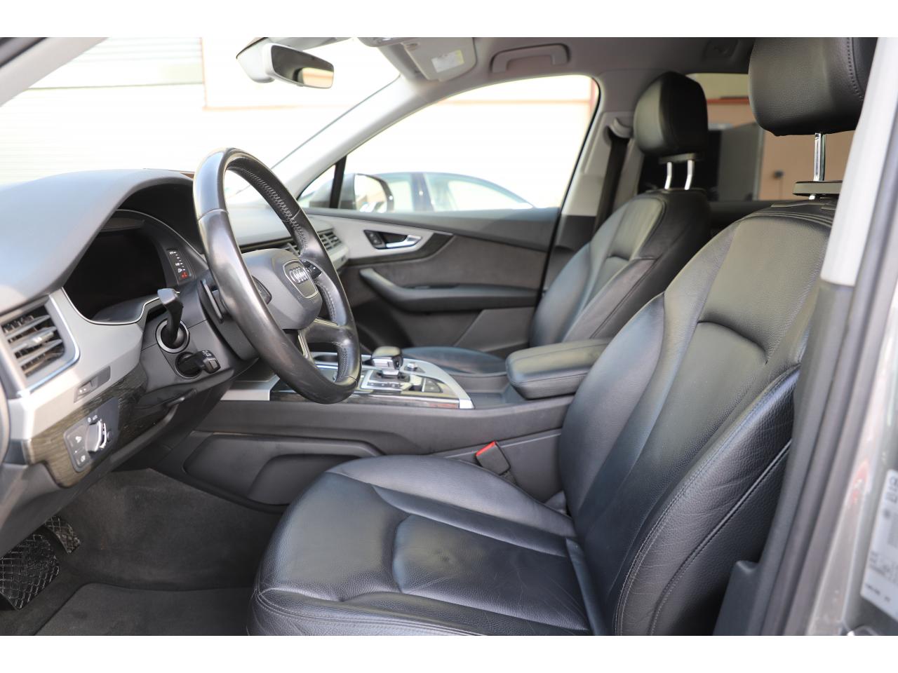 DELUXE AUTO - AUDI-Q7-3.0 V6 TDI clean diesel 272 Quattro Tiptronic 7pl