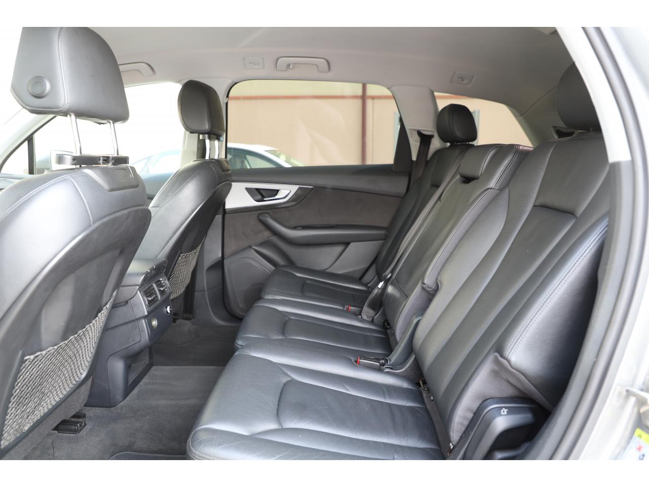 DELUXE AUTO - AUDI-Q7-3.0 V6 TDI clean diesel 272 Quattro Tiptronic 7pl