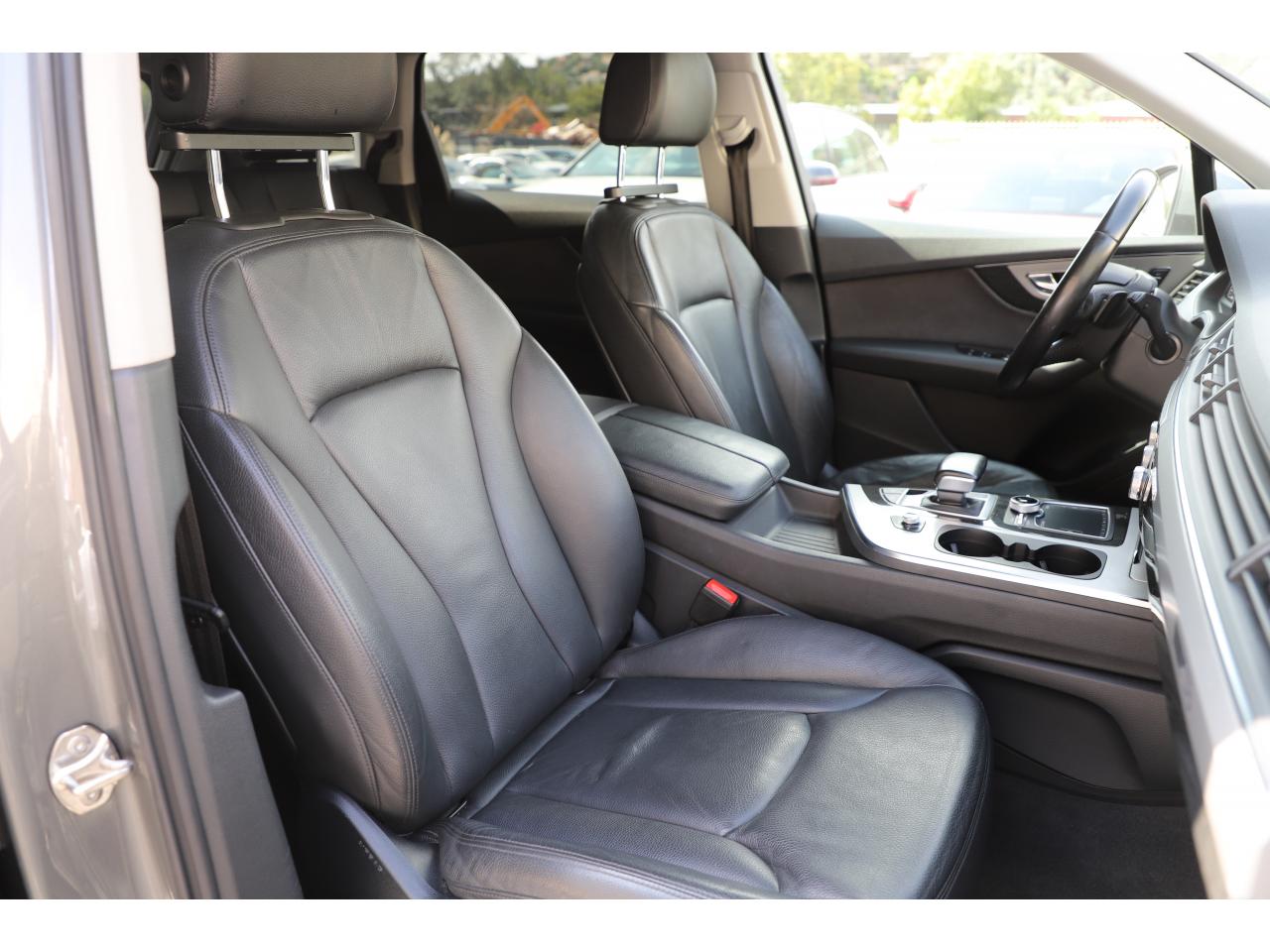 DELUXE AUTO - AUDI-Q7-3.0 V6 TDI clean diesel 272 Quattro Tiptronic 7pl