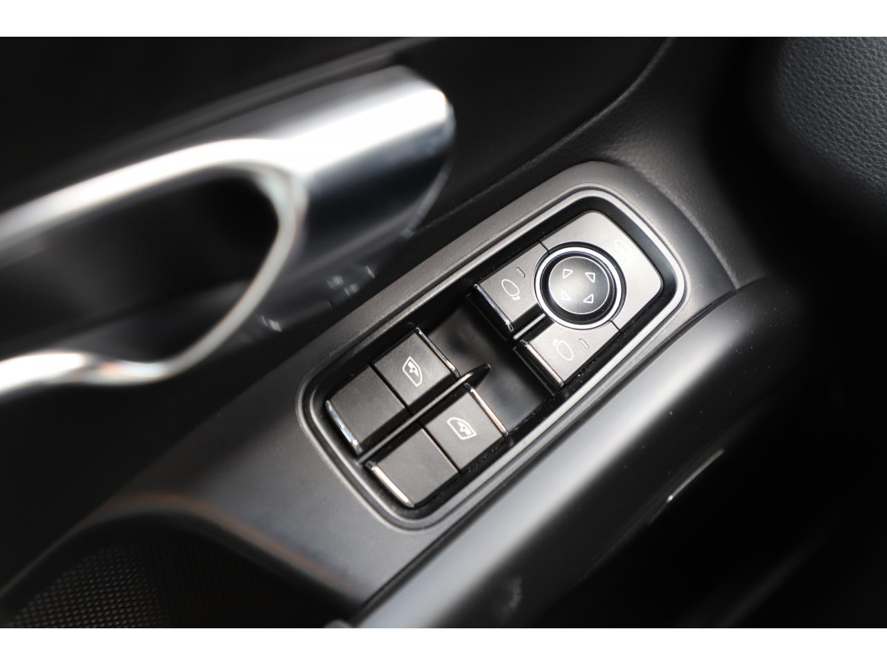 DELUXE AUTO - PORSCHE-CAYMAN-2.7 275 PDK